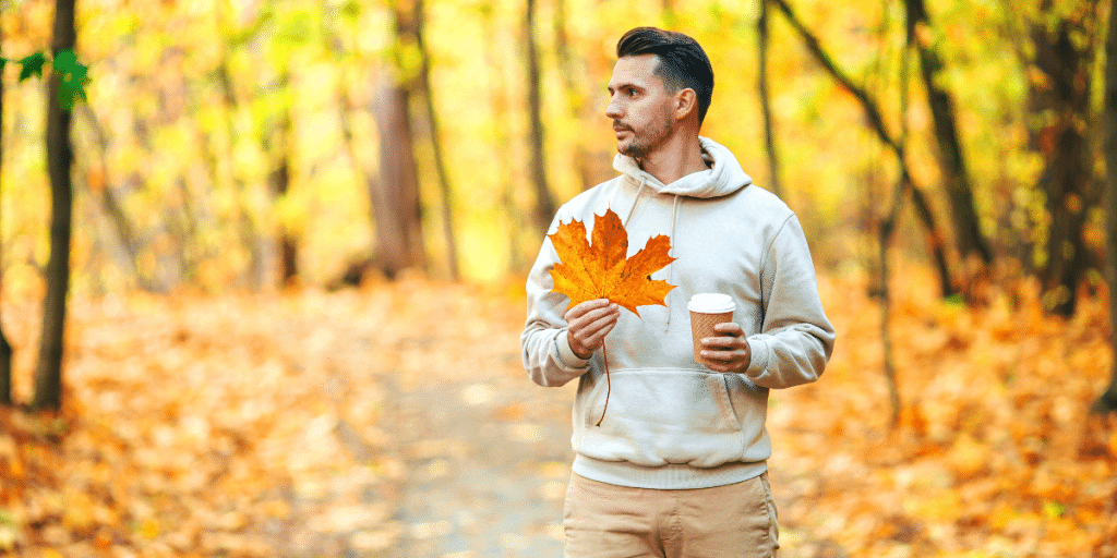 4 Ways to Spend Time Outdoors in the Fall - Weekly Living